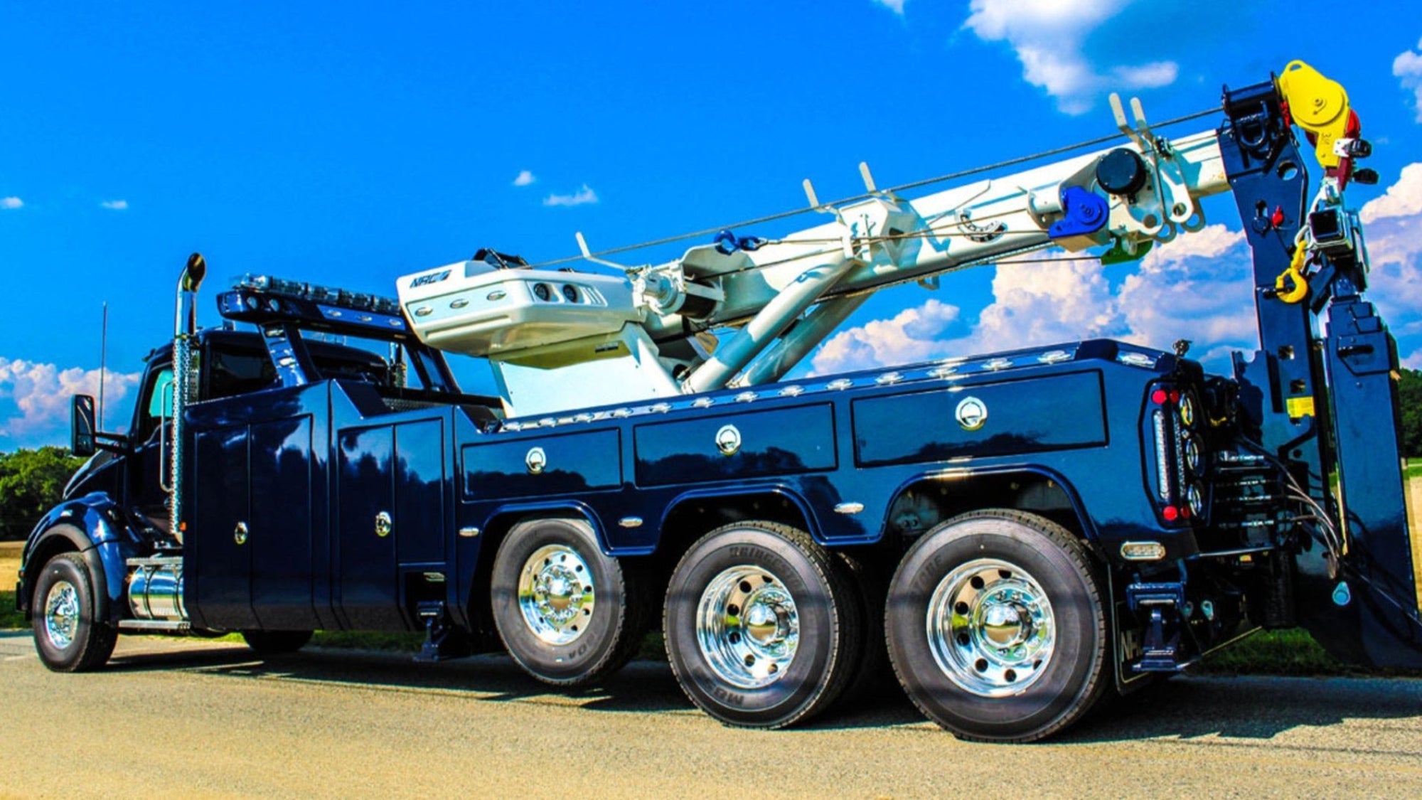 Battelini Wrecker Sales | Towing Equipment & Parts for Professionals
